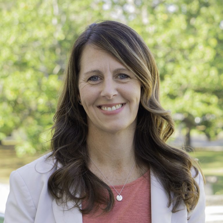 Stephanie East - Smart Real Estate